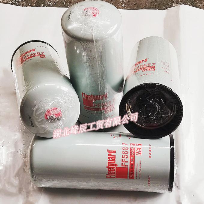 Fleetguard white oil filter used on Dcec kinland cummins truck FF5687